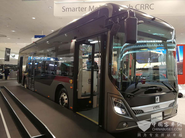 CRRC New Smart Bus Makes its Debut at IAA-news-www.chinabuses.org